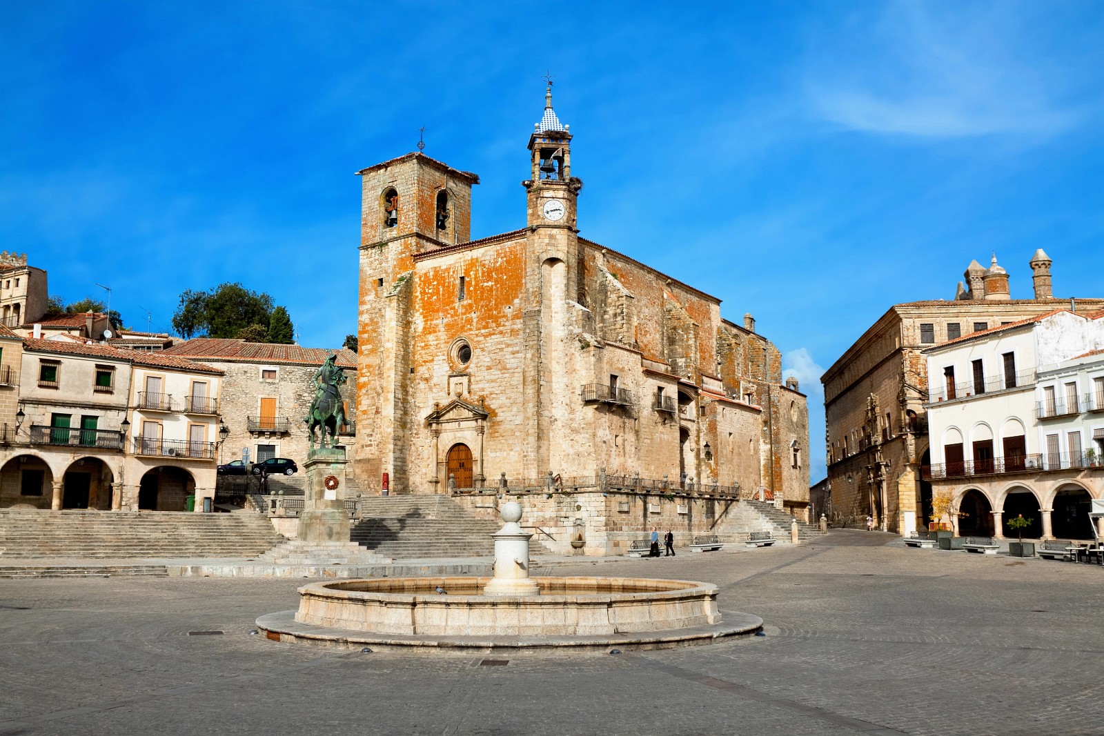 Cáceres - Cosa vedere e guida di viaggio